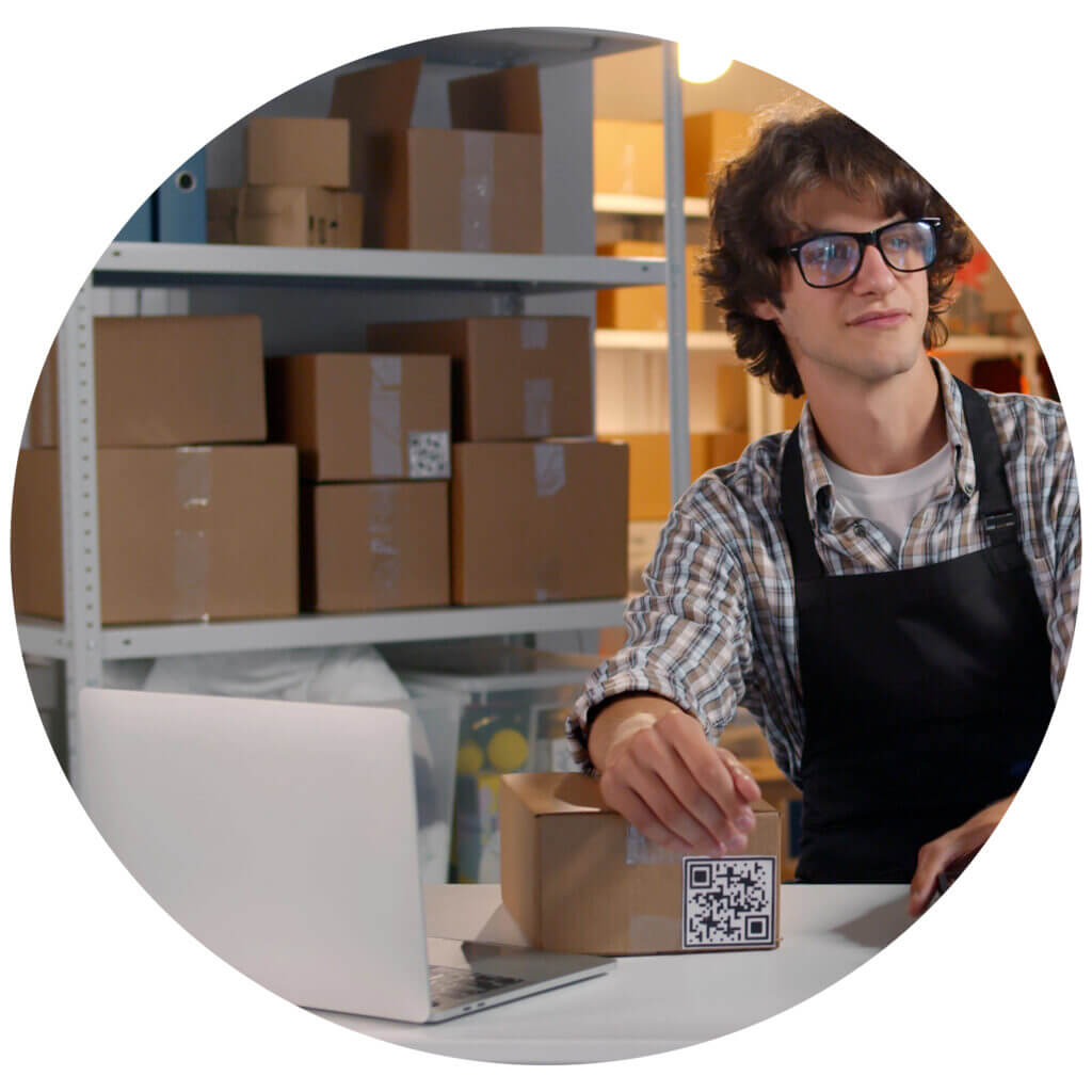 Click and Collect Lockers - Retail Click and Collect Solutions